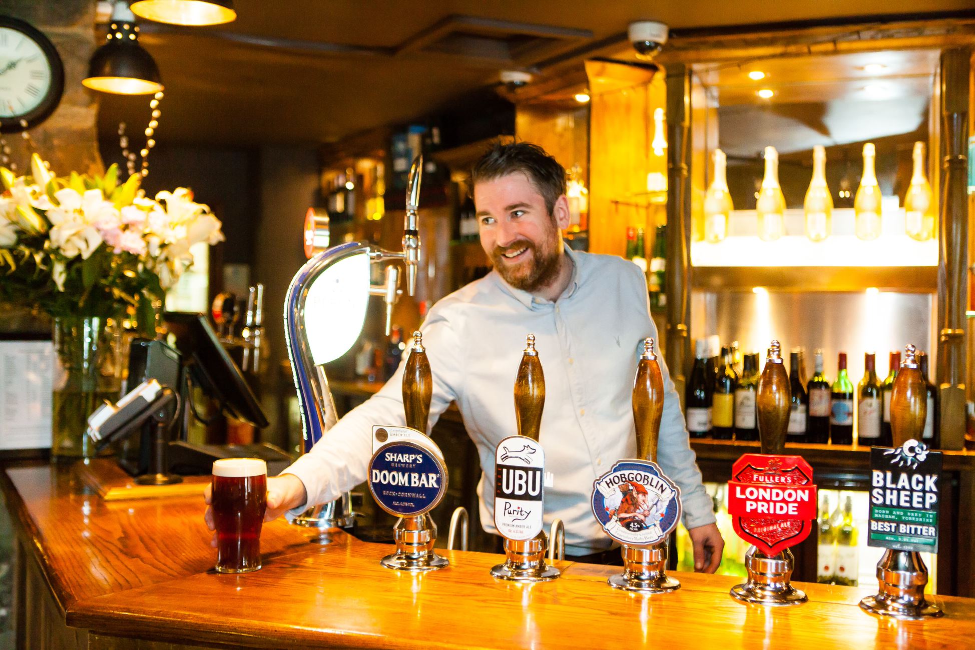 Want to work in a country pub nestled in the suburbs of London ...